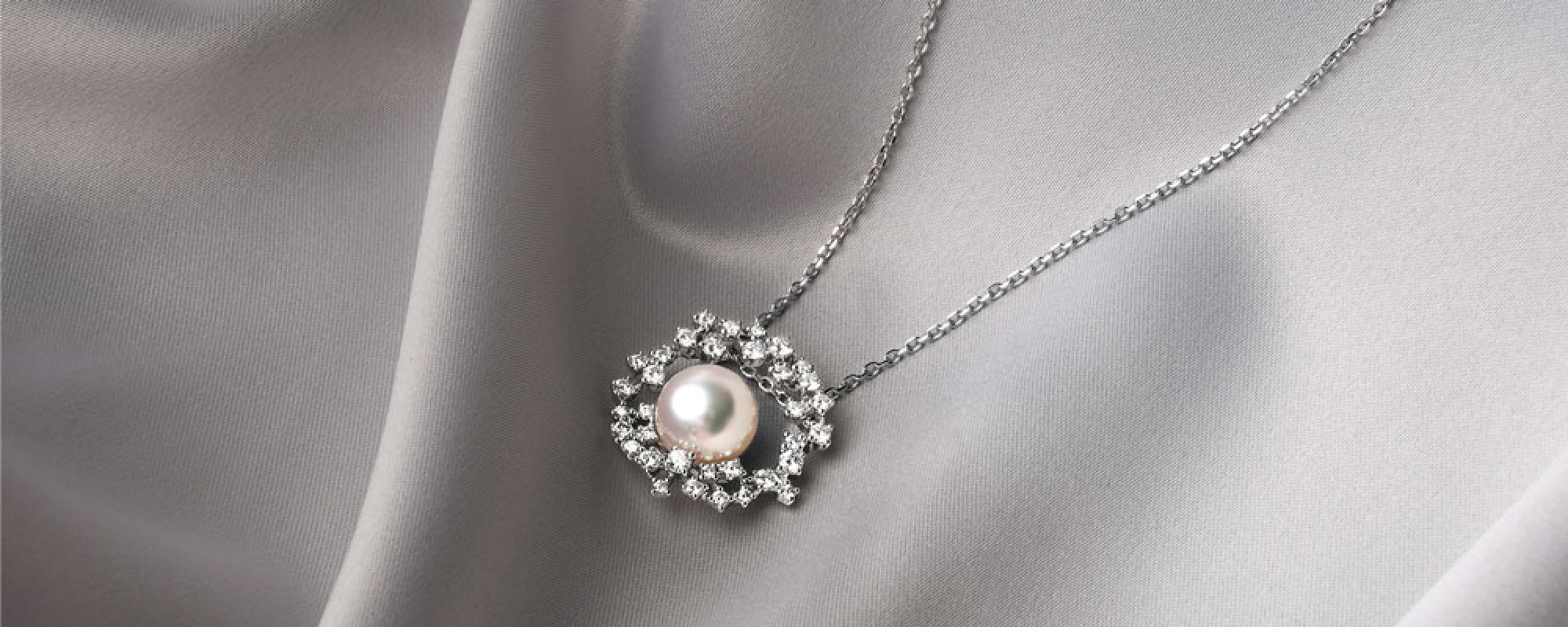 Exploring the Gem of the Ocean: Pearls | Laings